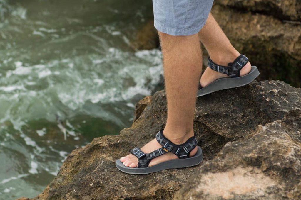 5 Best Men's Water Sandals - Reviews and Buying Guide in 2024 - Fashionbl